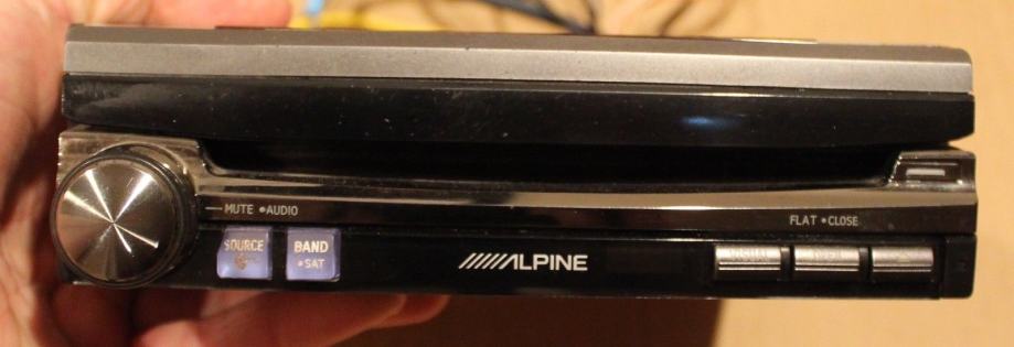 ALPINE DVD PLAYER IVA D 106