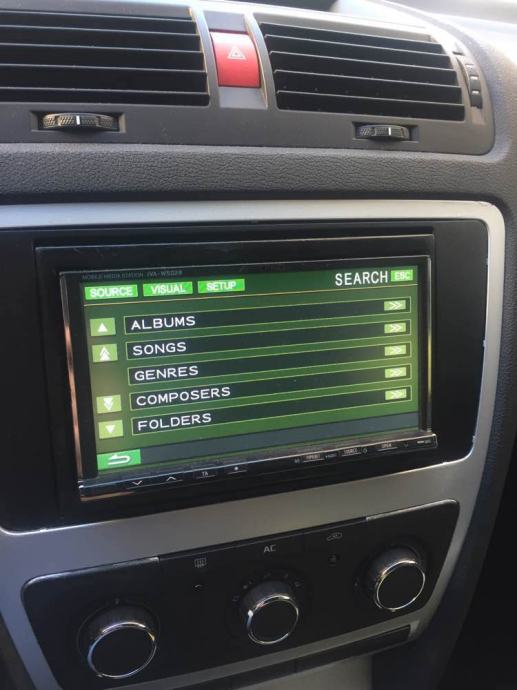 ALPINE Iva 502r,DVD,USB mp3 player