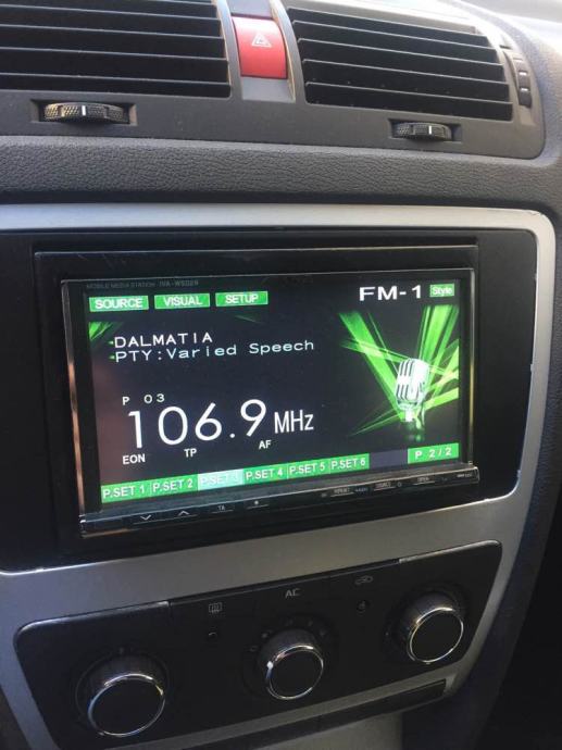 ALPINE Iva 502r,DVD,USB mp3 player