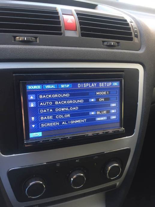 ALPINE Iva 502r,DVD,USB mp3 player