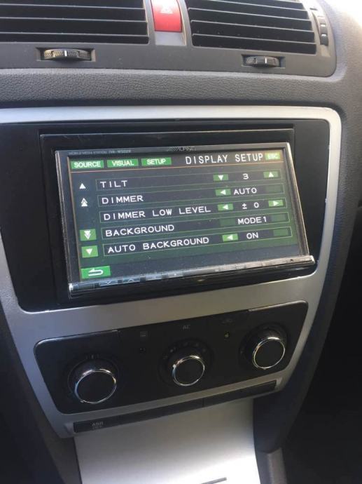 ALPINE Iva 502r,DVD,USB mp3 player