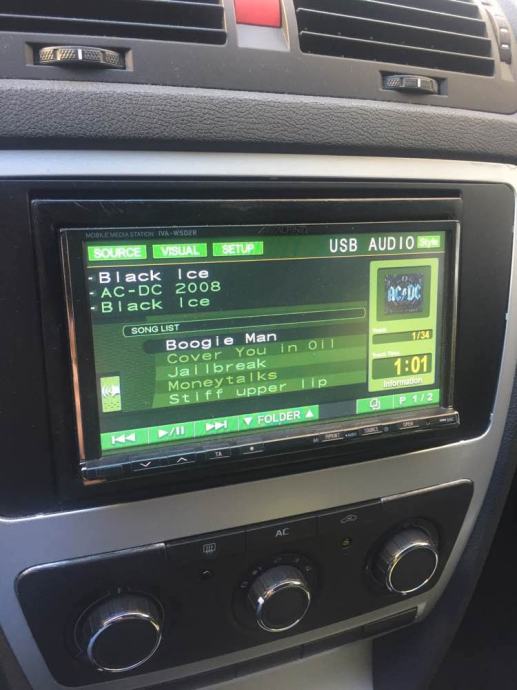 ALPINE Iva 502r,DVD,USB mp3 player