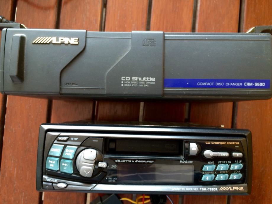 ALPINE radiokasetofon + CD changer 6 CD-ova **POVOLJNO**
