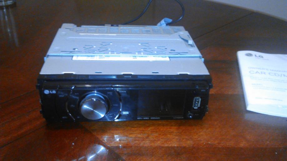 AUTO RADIO CD/MP3/USB LG LCF600UR