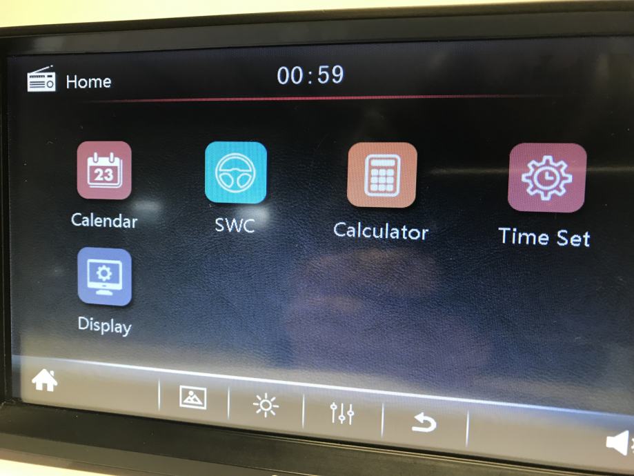 Autoradio 2 DIN SWM-N6 bluetooth 7”