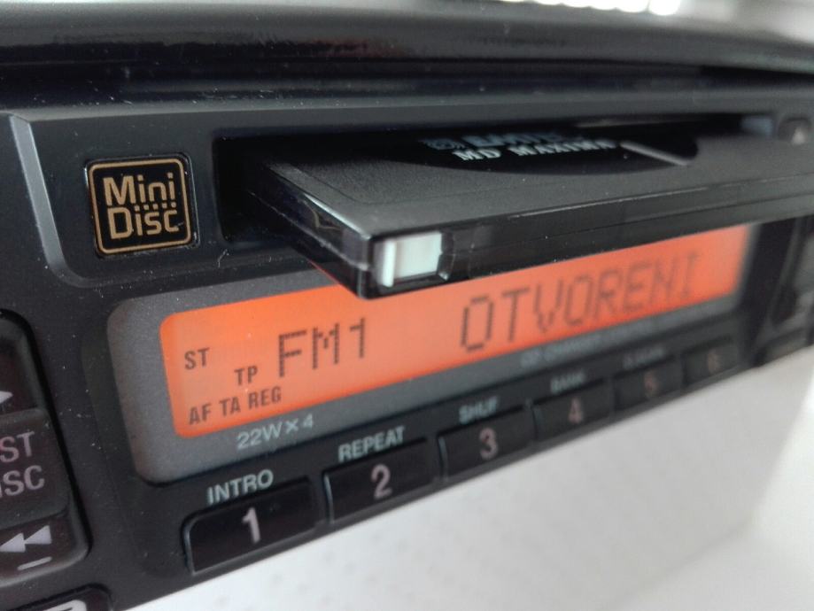 AUTORADIO MINIDISC SONY MDX-C150 RDS