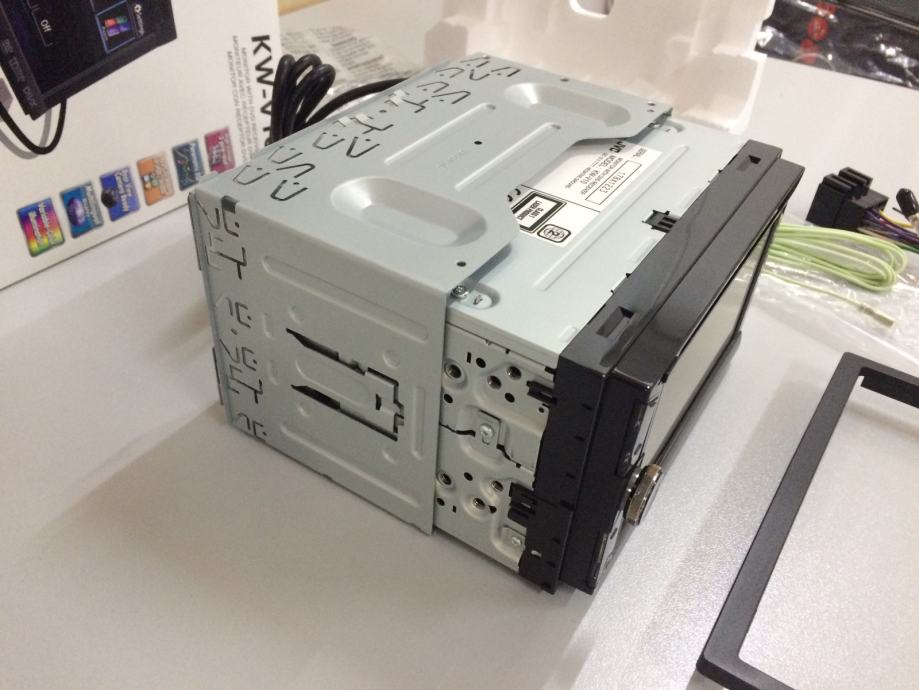 JVC KW-V10 autoradio - **NOV**NEKORIŠTEN**