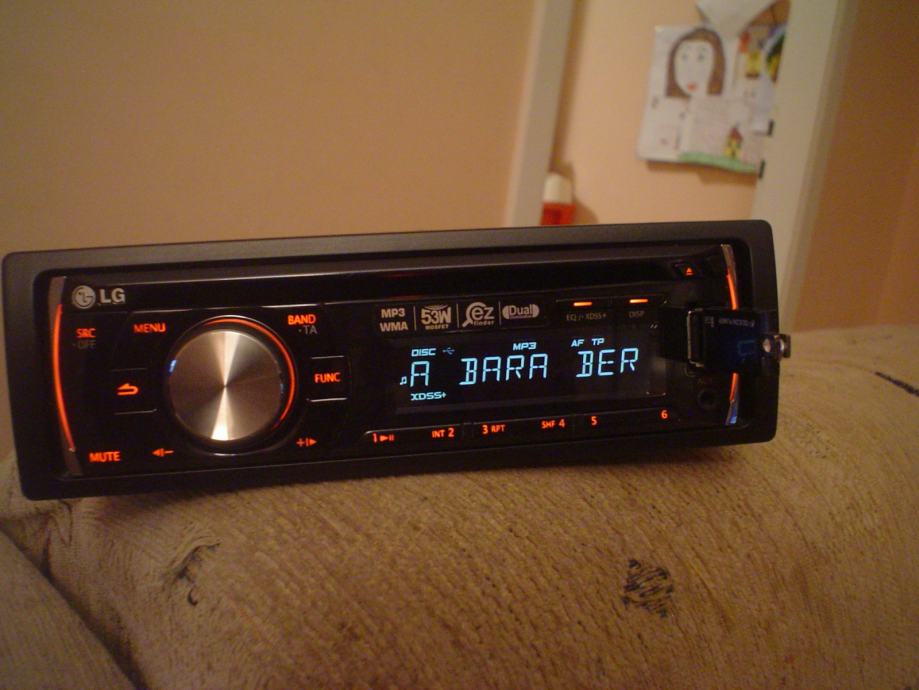 LG autoradio cd,aux,wma,mp3,USB 4x53w dual color