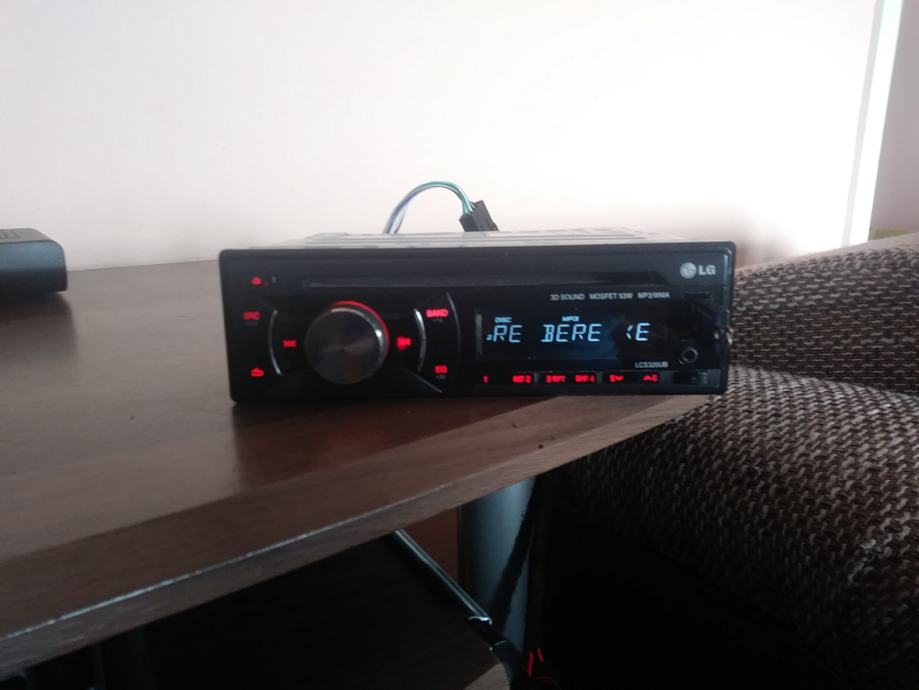 LG autoradio cd,MP3,aux,3Dsaund,USB 4x53w