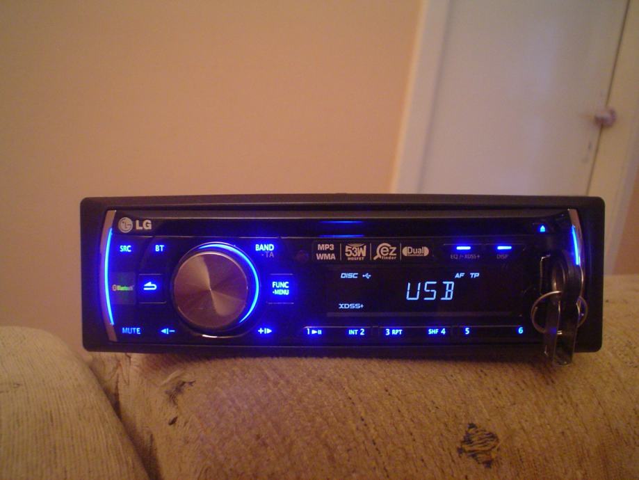 LG autoradio cd,wma,aux,mp3,USB,BLUETOOTH,4x53w NEW Model dual illumin