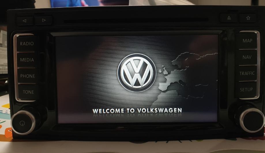 Radio navigacija original VW Tuareg / Multivan T5 T6 RNS 510