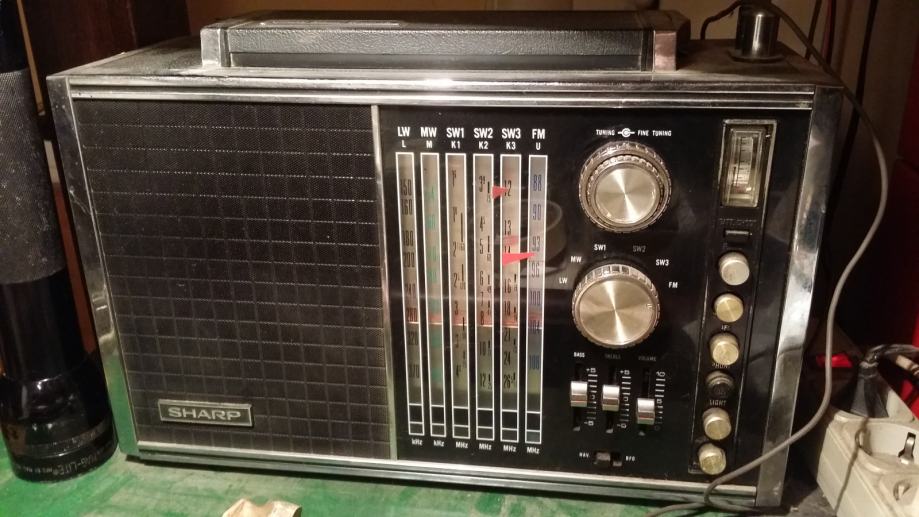 Radio Sharp VF-1800