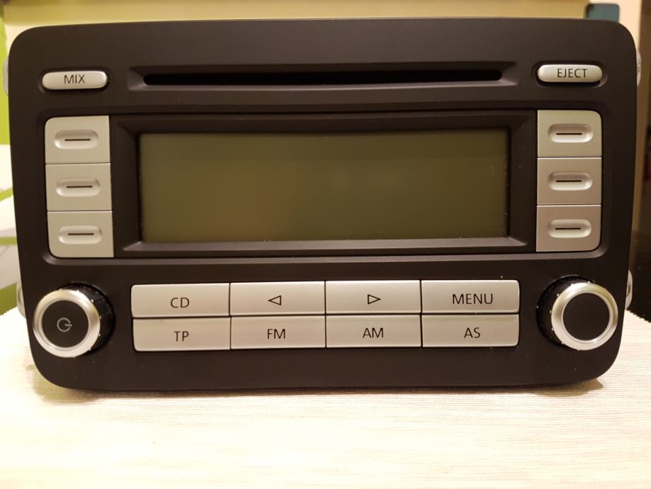 RCD 300 orginal autoradio za VW