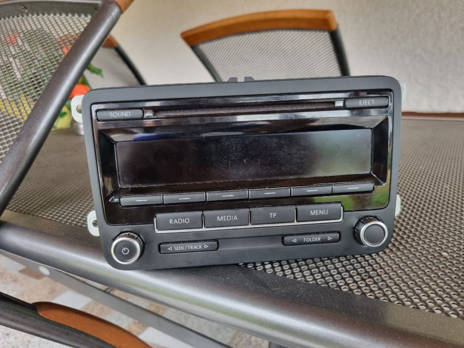 VW radio RCD 310 (sa kodom)
