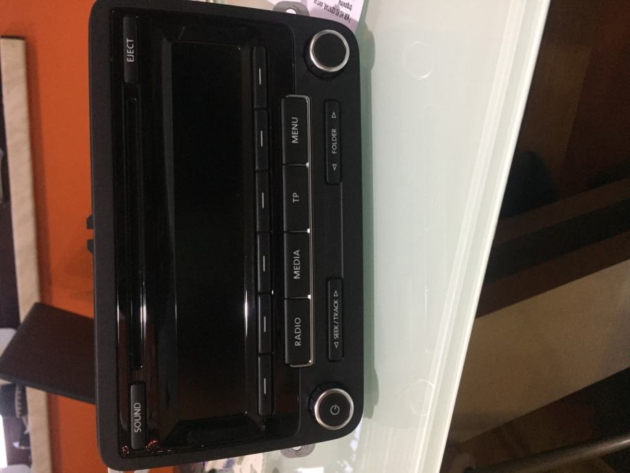 RCD 310 Original VW Radio Delphi