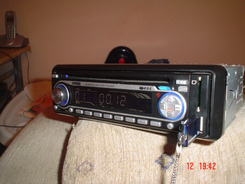 SilverCrest autoradio cd,mp3,aux,USB,SD Cart 4x45w