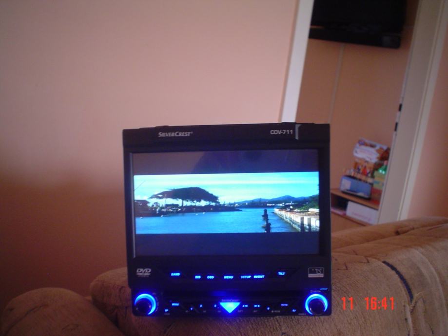 SilverCrest autoradio cd,mp3,sd cart,DVD ekran 7 multimedija,navigaci