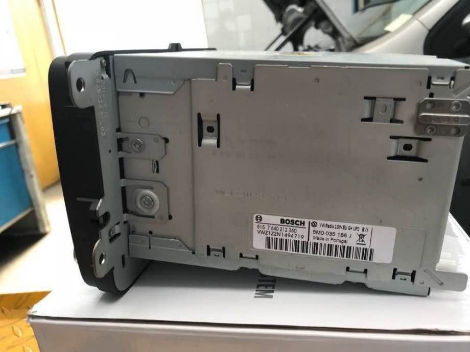 VW RCD 310 AUTO RADIO