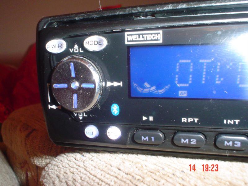 WELLTECH autoradio cd,mp3,usb,blutooth,memoristich 4x50w