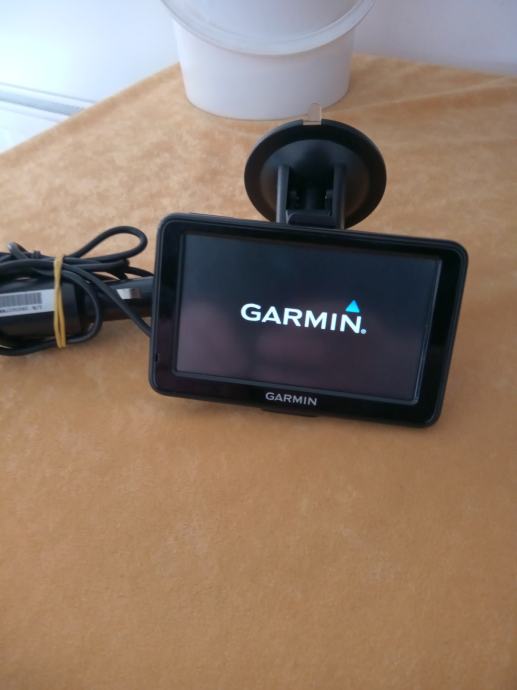 Garmin Nuvi 2445 LM