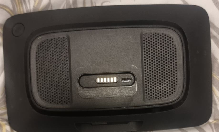 PRODAJEM NAVIGACIJU TOM TOM PRO