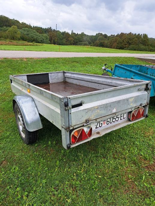 Prodajem auto prikolicu