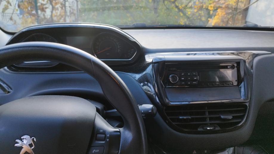Orginal radio za Peugeot 208 , 2012 do 2018
