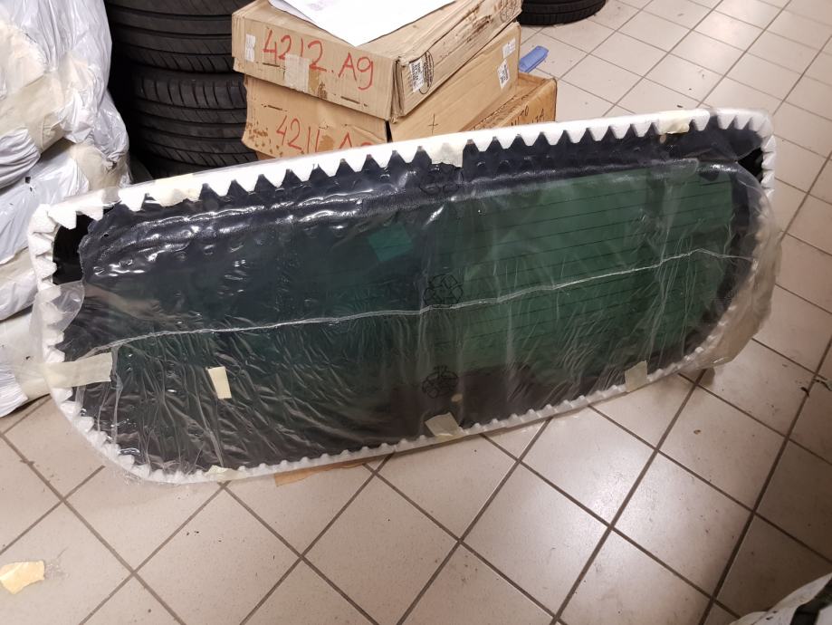 Stražnje staklo Peugeot Partner Tepee / Citroen Berlingo Multispace