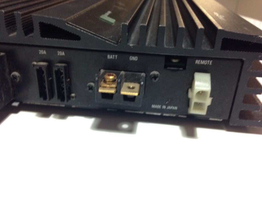 Alpine 3554 4-3-2 ch power amplifirer