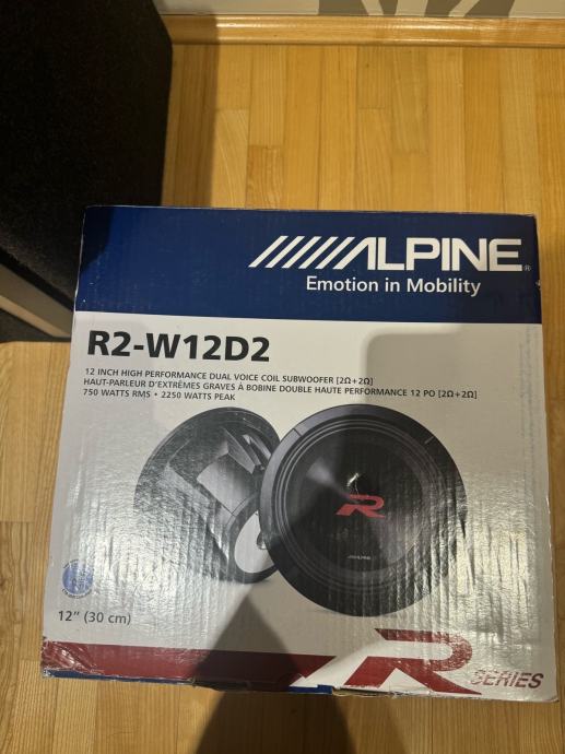 Alpine set subwoofer i pojačalo za auto 1200w RMS