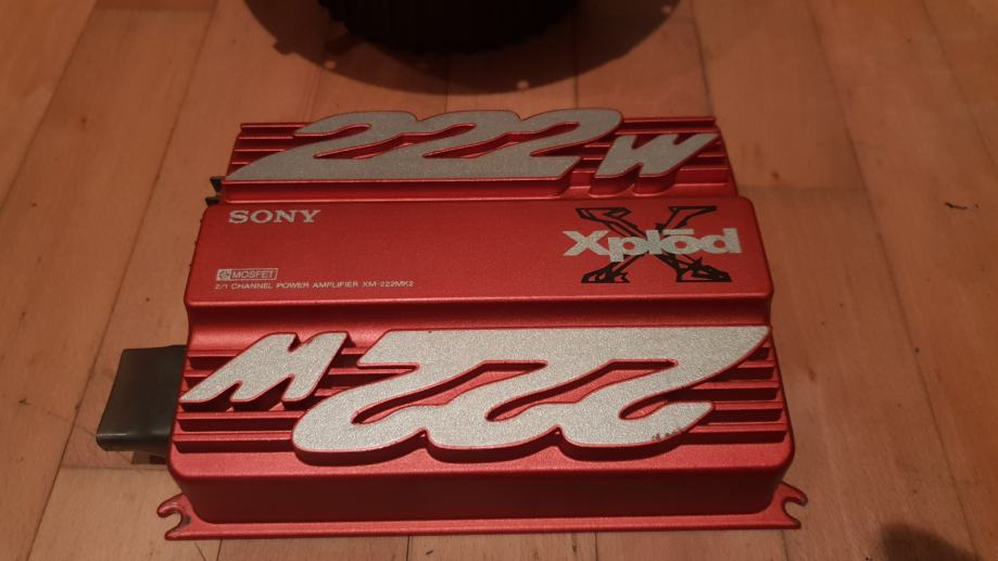 Auto pojačalo Sony XM-222MK2 222W i woofer Magnat Xpress 10 150W/300W