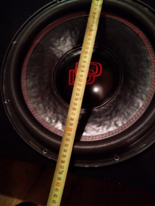 DD red line 800 series subwoofer
