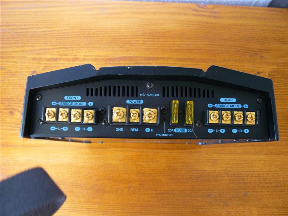 Prodajem auto pojačalo JVC KS-AX6300