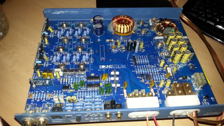 Soundstream Reference 500s