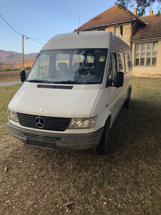 Mercedes Sprinter 412 1999 Putničko 19 sjedala B kategorija, 1999 god.