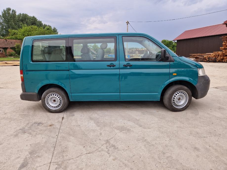 VW T5 1.9 TDI 2005.g. REGISTRIRAN 1 GOD., 2005 god.