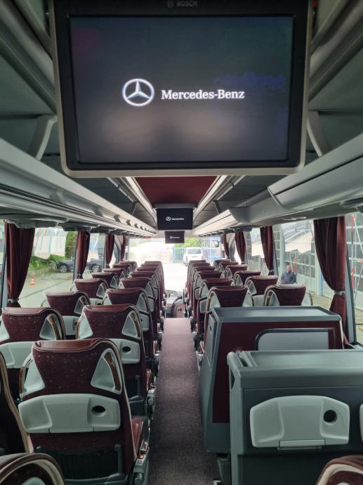 MERCEDES BENZ TRAVEGO 17 / 58+1+1 LUX line / 350 KW/TOP, 2016 god.
