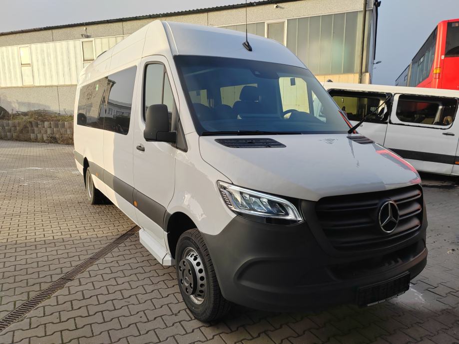 Mercedes Sprinter 517, 2023 god.