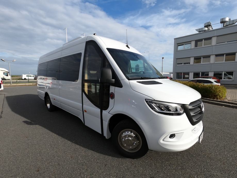 Mercedes Sprinter 519 (W907) automatic, 20+1 sjedalo, 2024 god.
