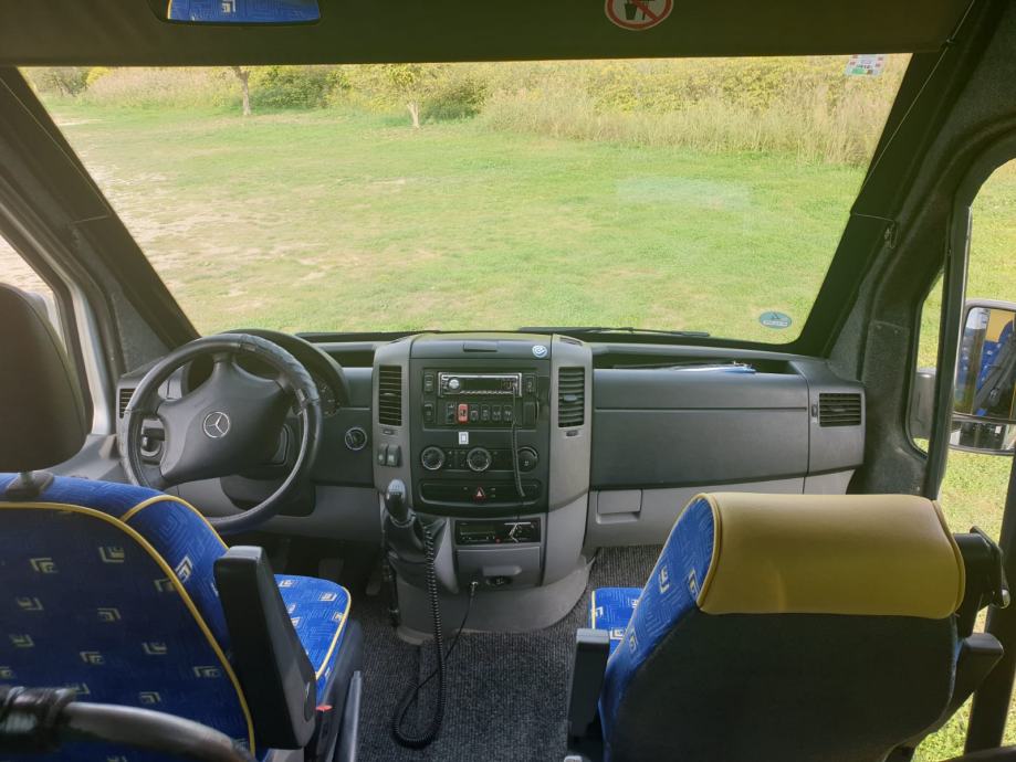 Mercedes Sprinter 518 CDI 19+1, 2010 god.