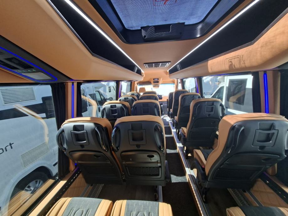 Mercedes Sprinter 519, 2025 god.