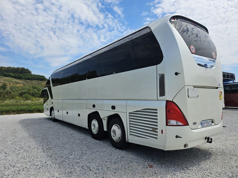 NEOPLAN STARLINER N5217, 2010 god.