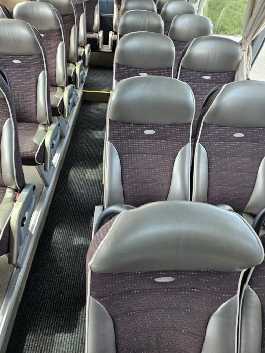 NEOPLAN STARLINER N5217, 2010 god.