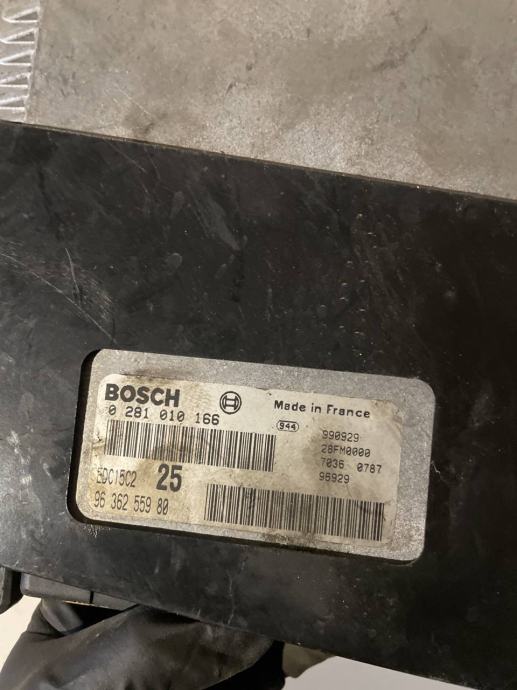 0281010166 - BOSCH UPRAVLJAČKA JEDINICA MOTORA ECU PEUGEOT CITROEN
