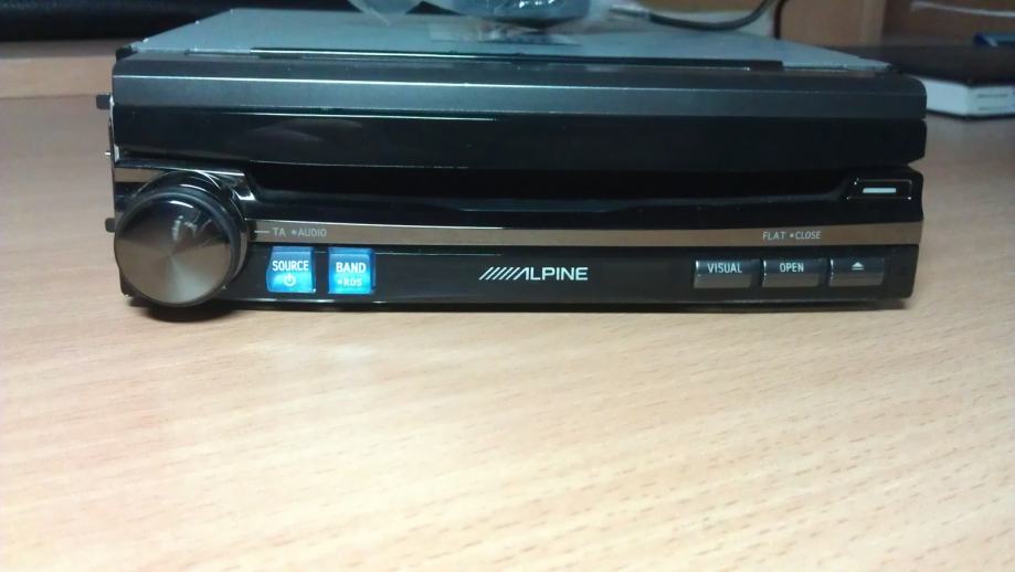 Alpine DVD-CD auto radio