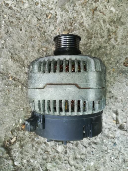 Alternator 120A za VW Golf 4