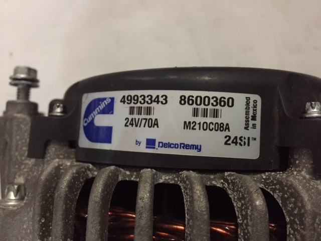 Alternator 24V / 70A Mack Cummins 4993343 (8600360) NOVI!
