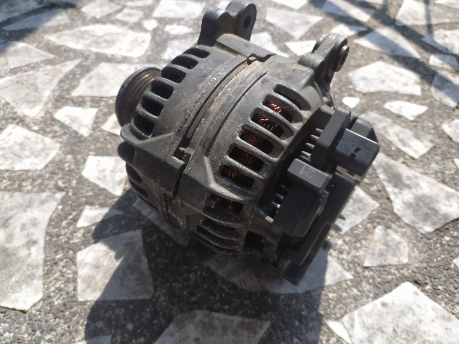 Alternator golf 4