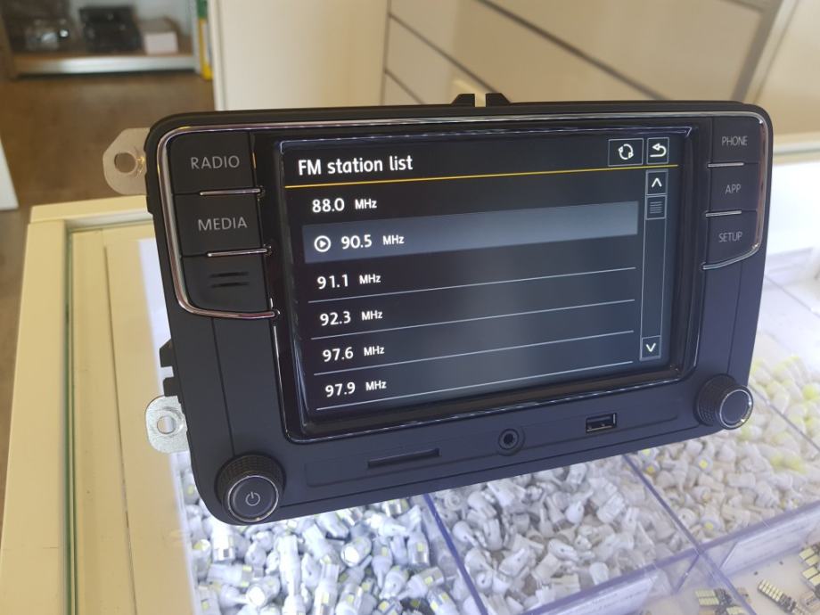 VW radio RCD330 RCD340 ANDROID AUTO, APPLE iPHONE, Golf, Passat, Polo