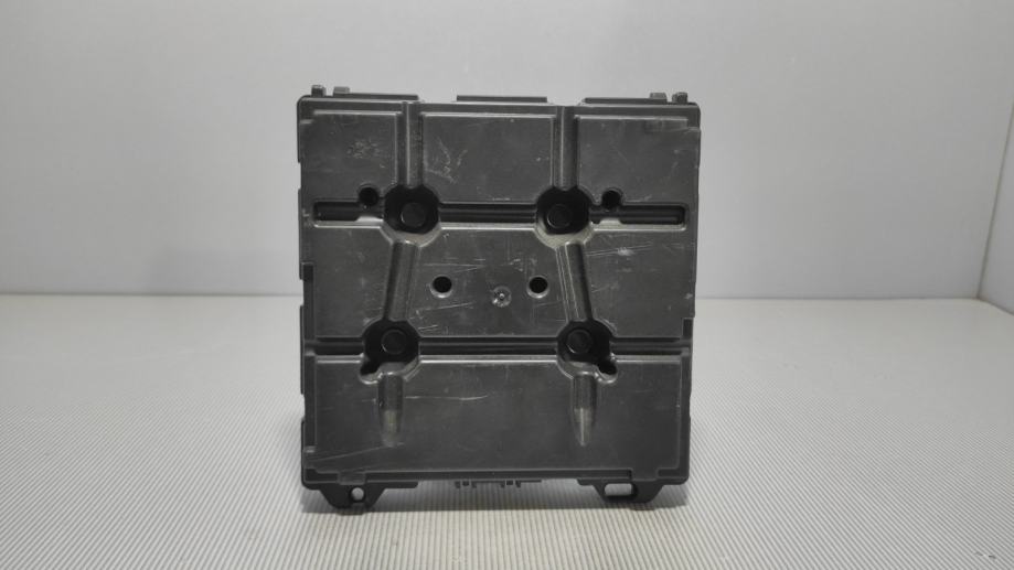 BCM ELEKTRONIKA VW POLO > 09-14 6R0937086K